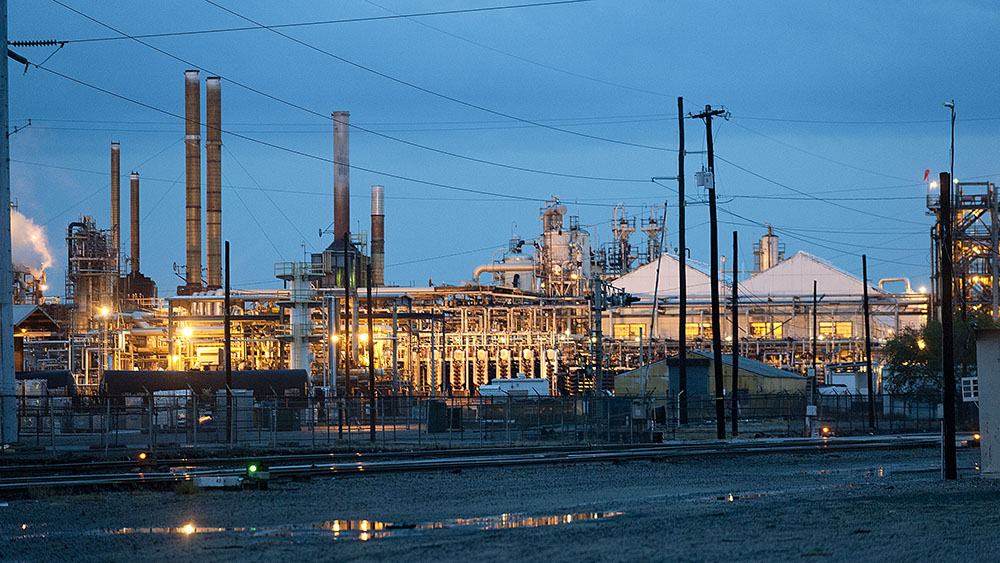 Refinery operator announces $1 billion share repurchase program ...