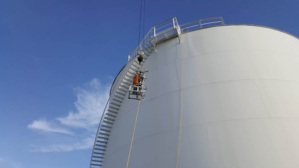 Robot designed to carry out storage tank inspections - Oklahoma Energy ...