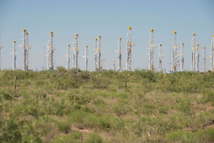 Rig counts continue their fall in Oklahoma and the US - Oklahoma Energy Today