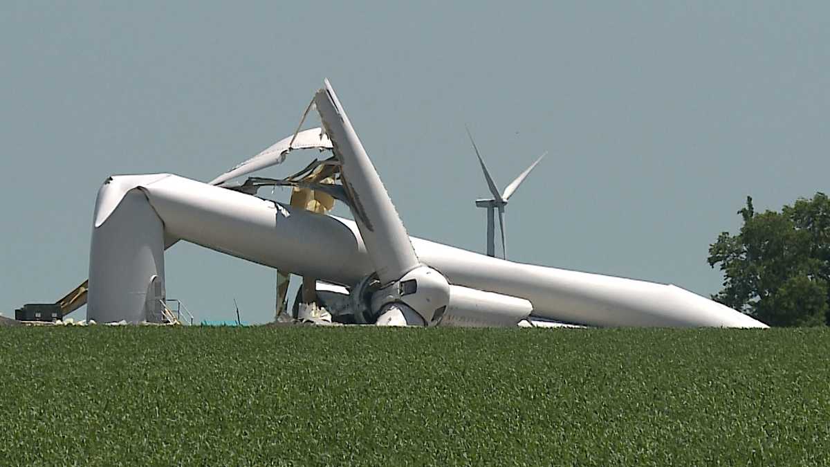 Collapsed wind turbines still idle in Missouri - Oklahoma Energy Today