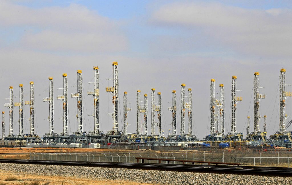 Nation’s oil and gas rig count fell for the 11th straight week and Oklahoma was part of it ...